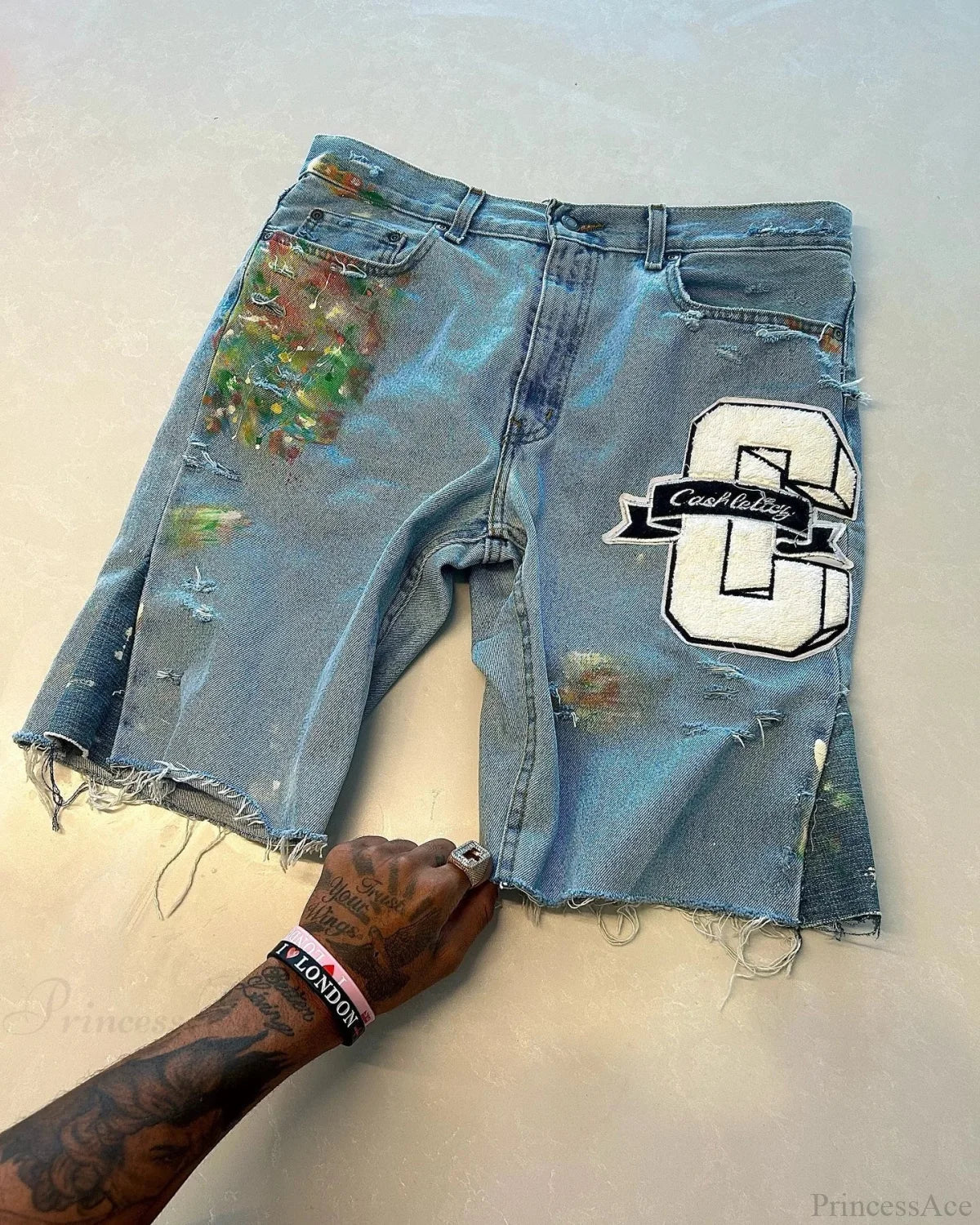 Empty Character Stitch Short – Classylooker