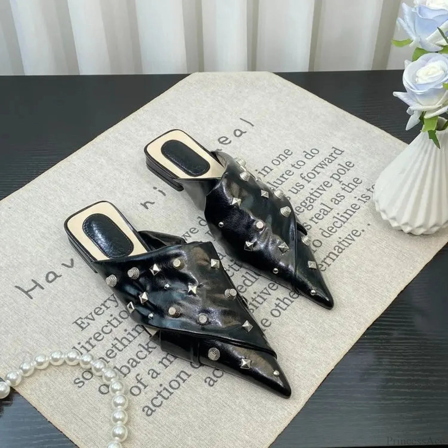 Synonyms Rivet Level Gothic Sandal – Classylooker
